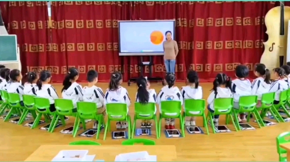 幼儿园优质公开课|中大班数学《爸爸去哪了》 活动目标 1.知道生活中...