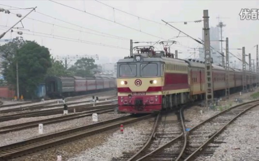 SS7C牵引K483次南宁站三道发车