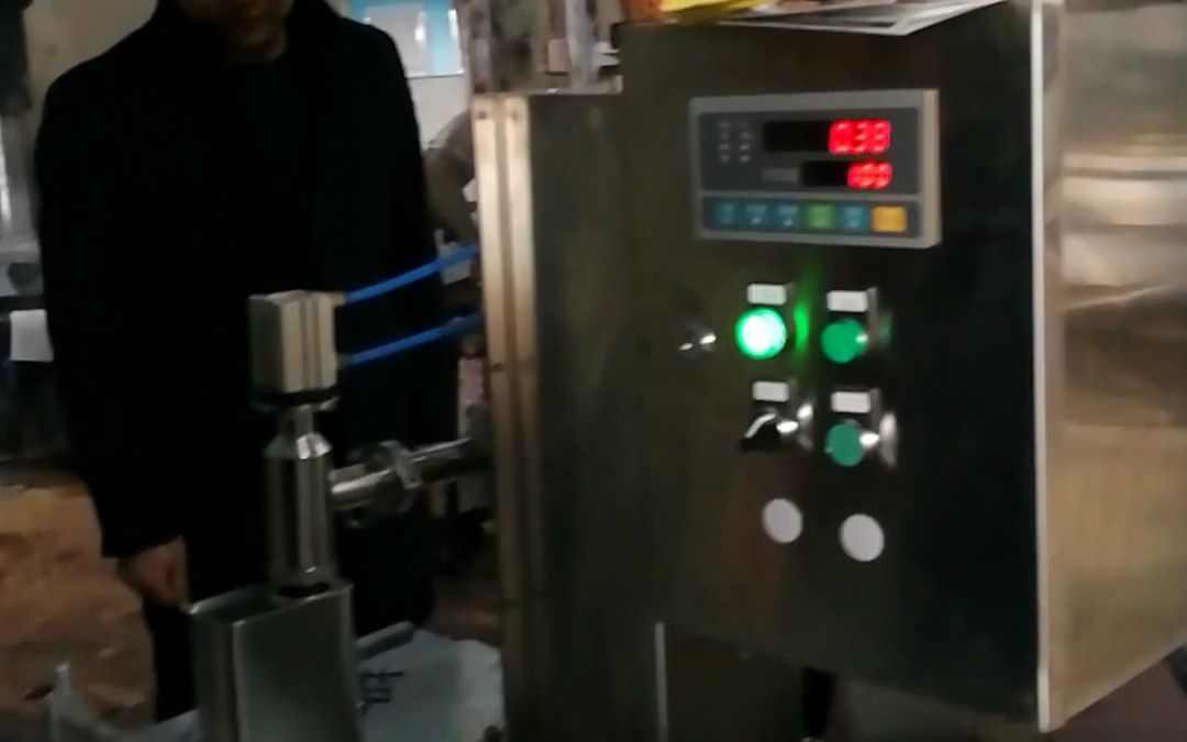 18L盐酸灌装机 无泡沫灌装机设备生产厂家