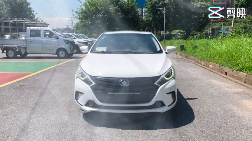 #抖音汽车 15年比亚迪(秦)1.5T油电混合,配置应有尽有,指导价