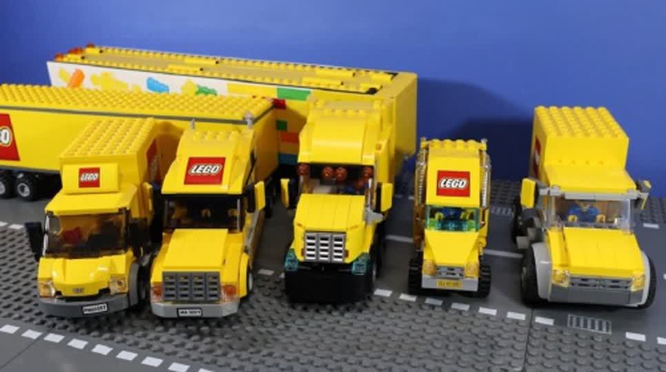 组装乐高积木卡车玩具