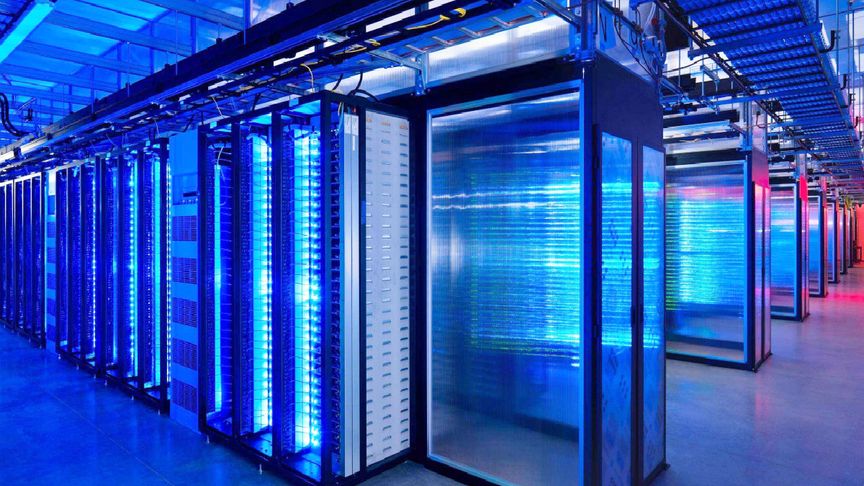 我国的第一台电脑诞生之路,研发过程艰辛,成功于建军节