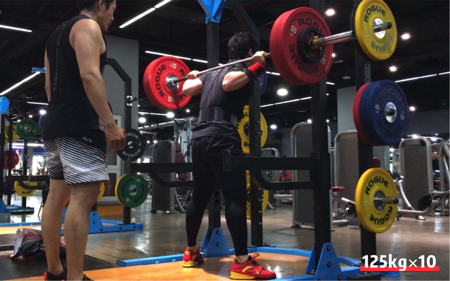 Candito6 W2D1 轻松的深蹲125kgx10,127.3kg 5×3,暂停硬拉138kg×...