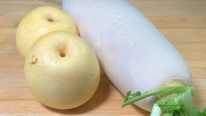 一根萝卜两个雪梨,没想到作用这么厉害,知道的人不多,真好喝