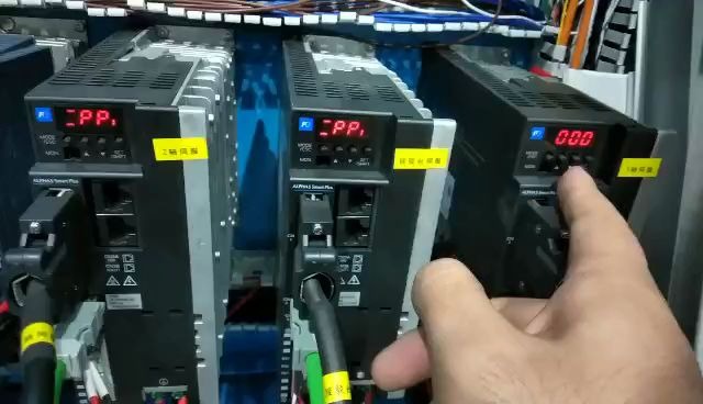 PLC编程入门:伺服电机参数设置方法