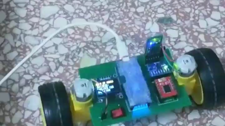 TT马达平衡小车