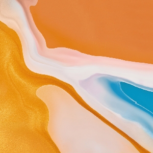 冬天热而夏天冷 