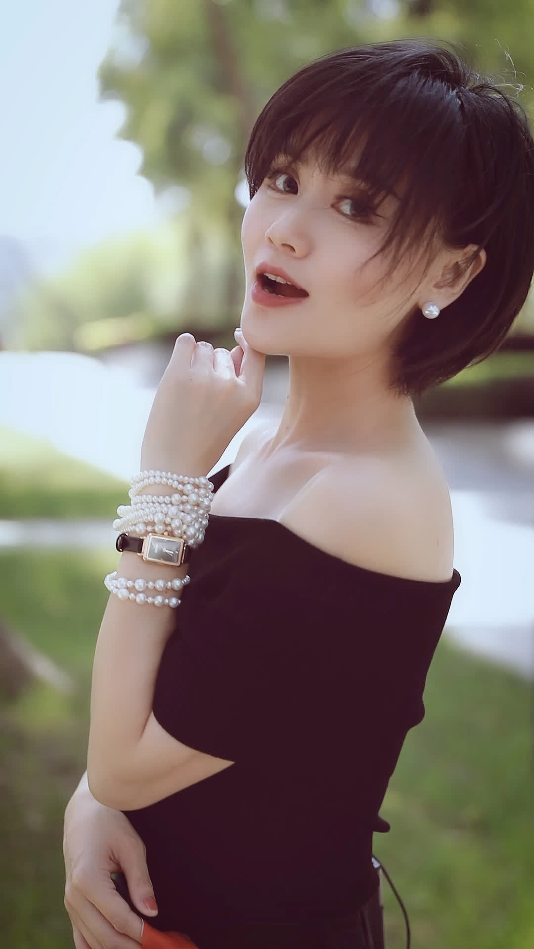 一条项链你会几种戴法珍珠时尚穿搭55潮购季