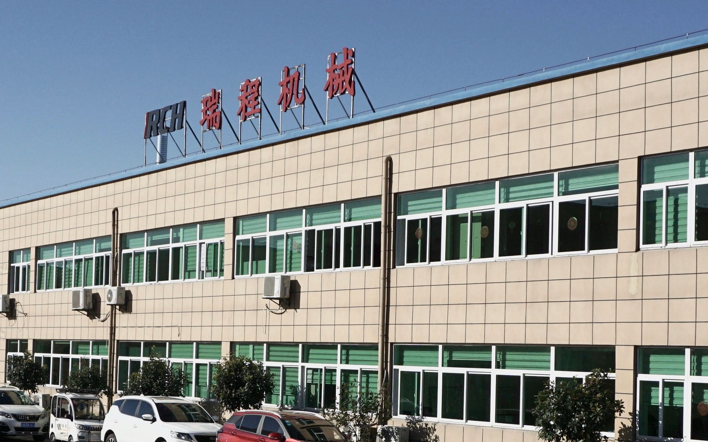 全伺服卫生巾生产线,机械效率高,一分钟1200片!