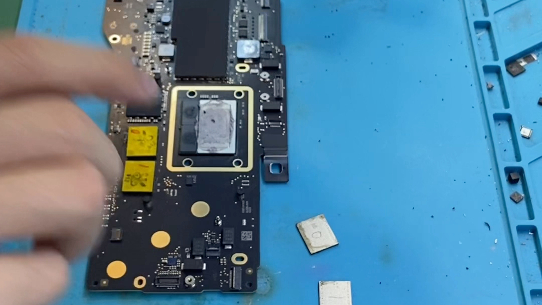 苹果笔记本电脑硬盘不够用怎么办?升级扩容解决方案,256g升到1T,...