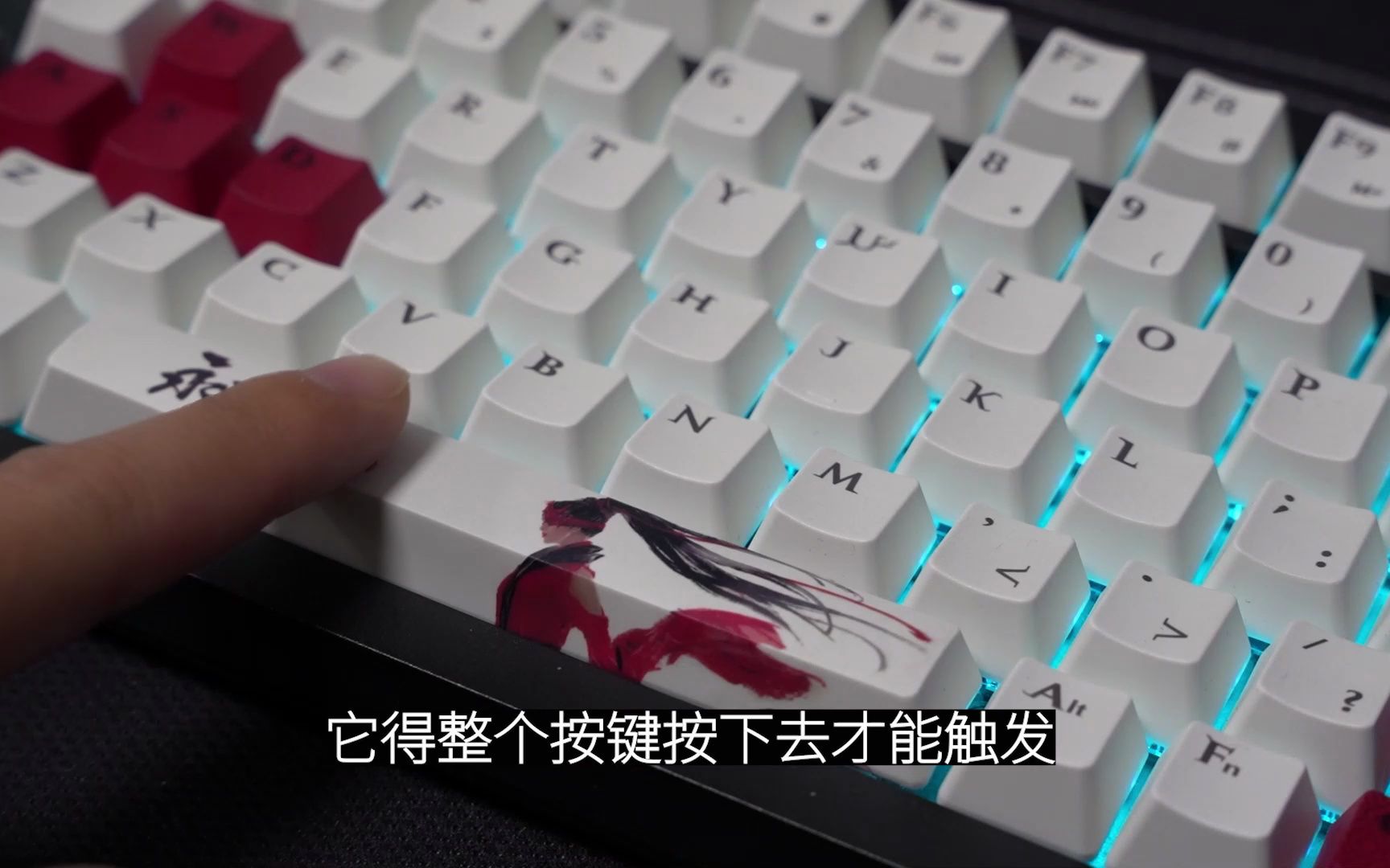 血手幽灵T98支持一键切换三种按键行程