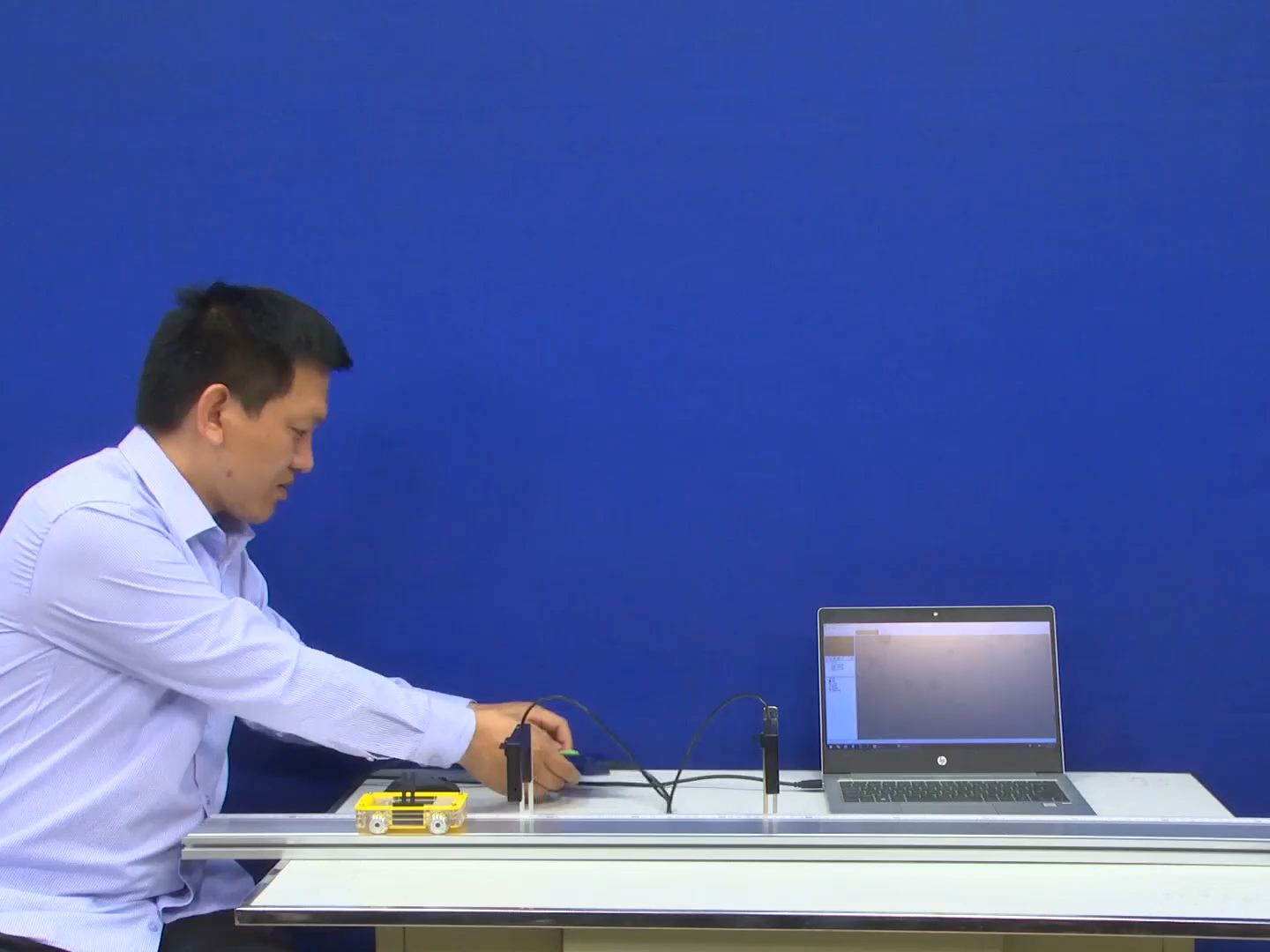 【高中物理实验】(必修一)用光电门测速度和加速度