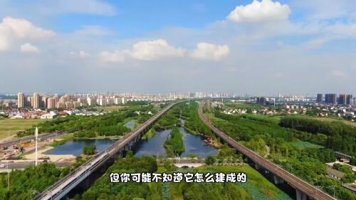 震撼!全球最长跨海大桥,开车在上面是什么体验?