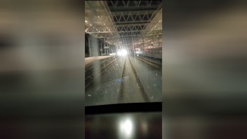 CRH1A动车组飙车行车记录画面,速度快吗