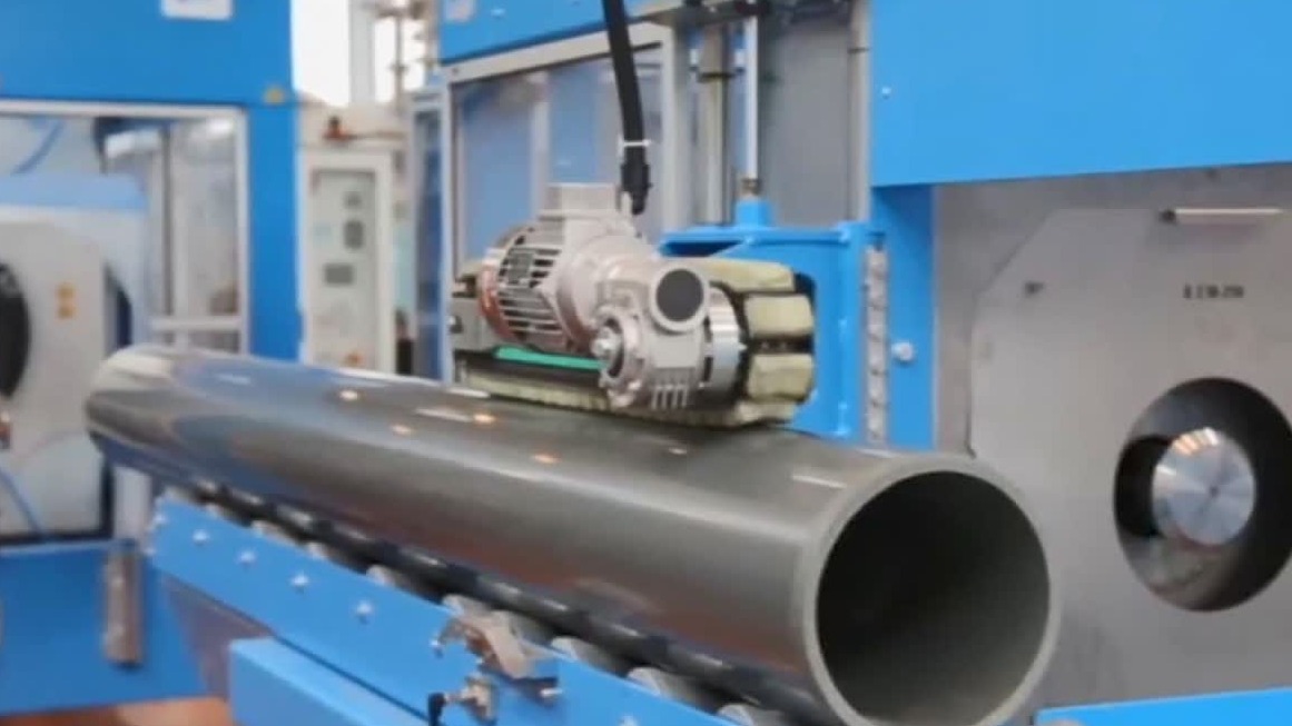 工厂实拍PVC管是如何制造的?一次成型太过瘾了