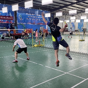 cc7陈醉羽毛球装备博主 