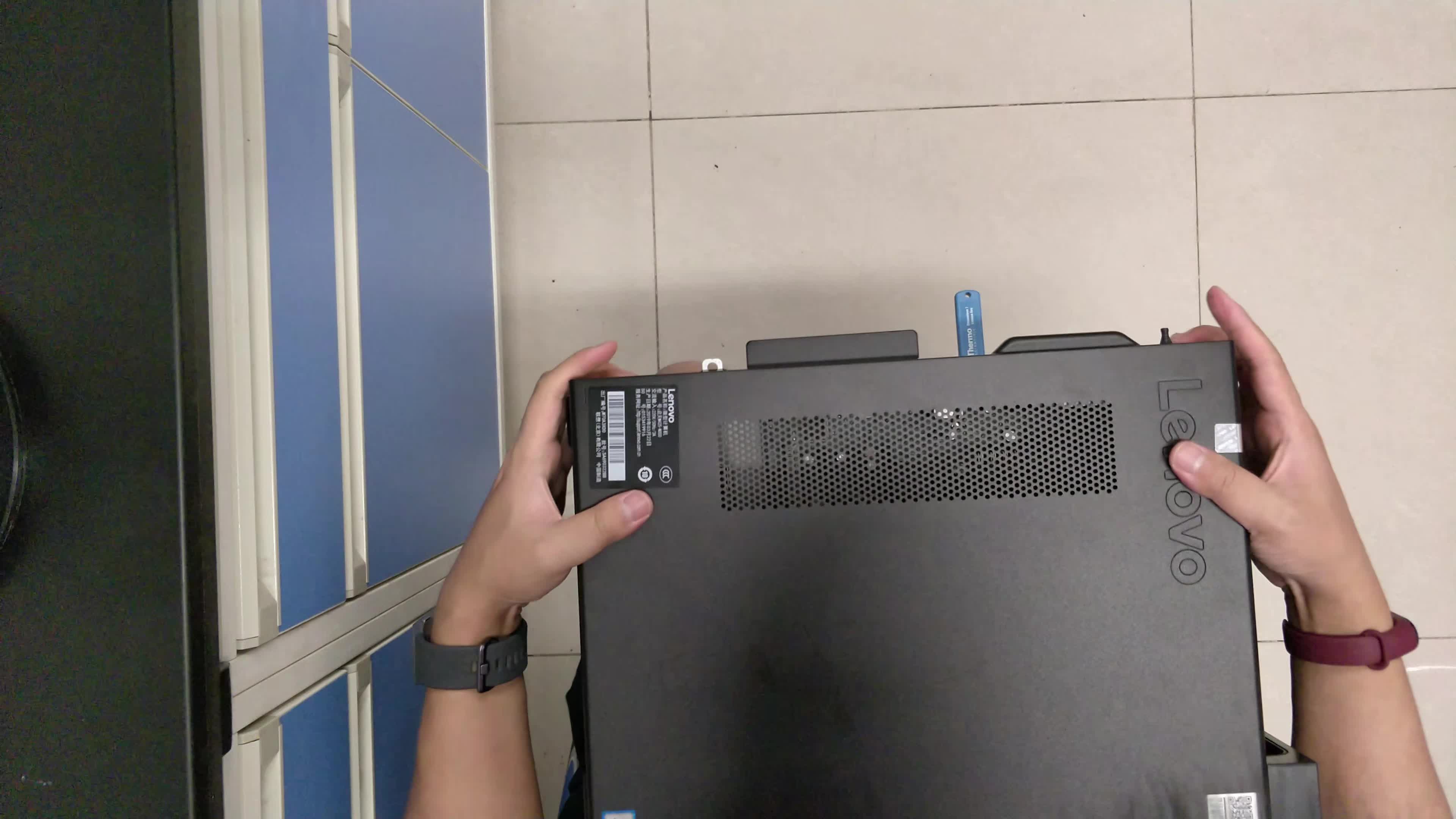 如何给台式机安装无线网卡