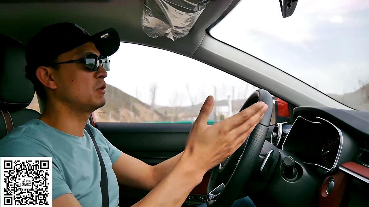 汽车换挡拨片的使用方法