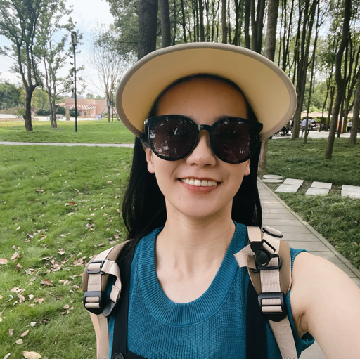 王小若若若若 