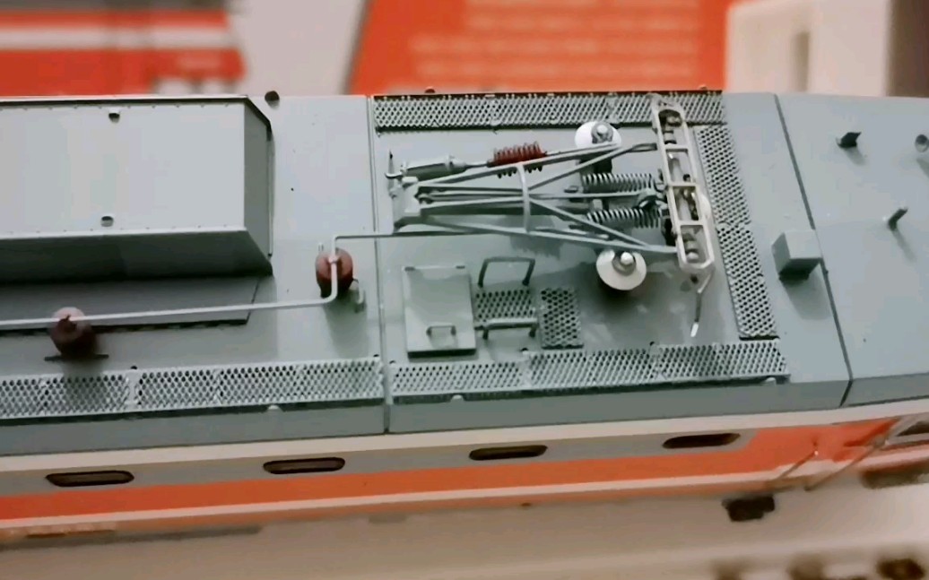 HO比例火车模型之长鸣8K型电力机车～第一版,蹭热度而已哦