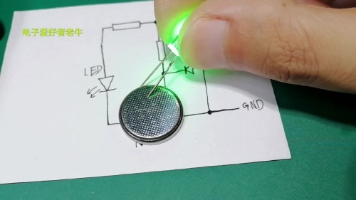 LE发光二极管居然可以代替光敏电阻