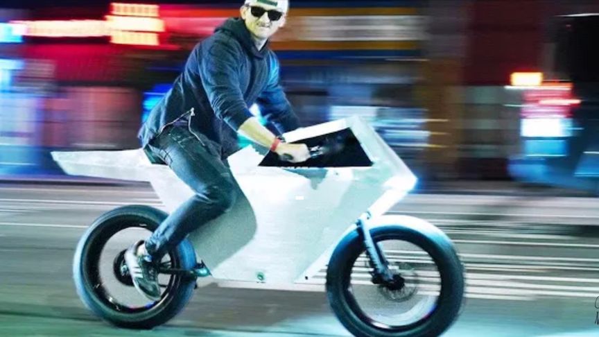 试骑世界上第一辆特斯拉电单车!做街上最靓的仔