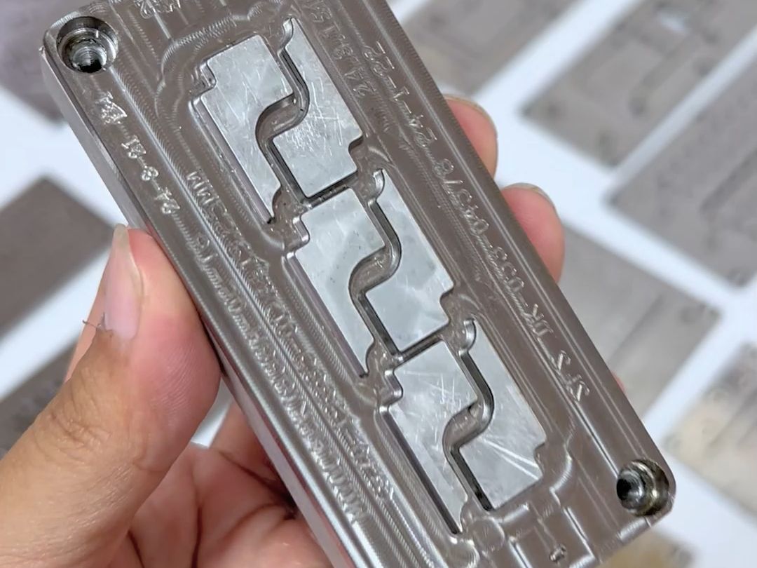 雕刻刀模冲切优势尽显