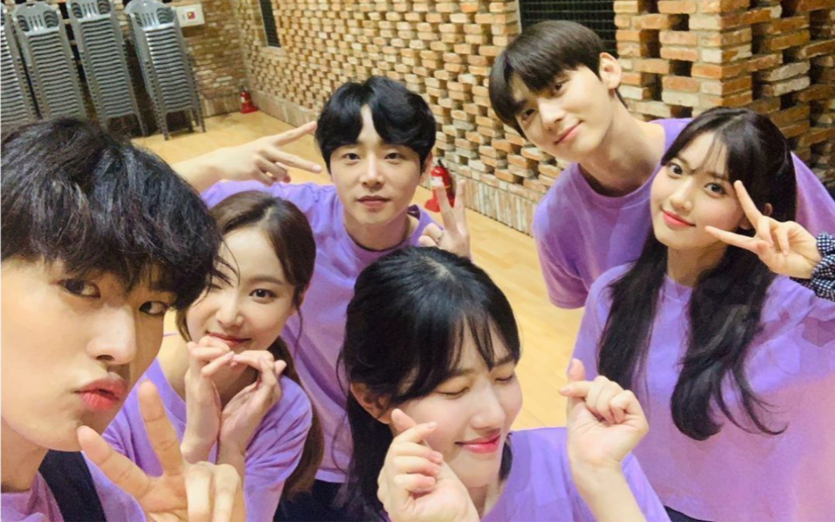 Live On中字未播合集【生存直播】