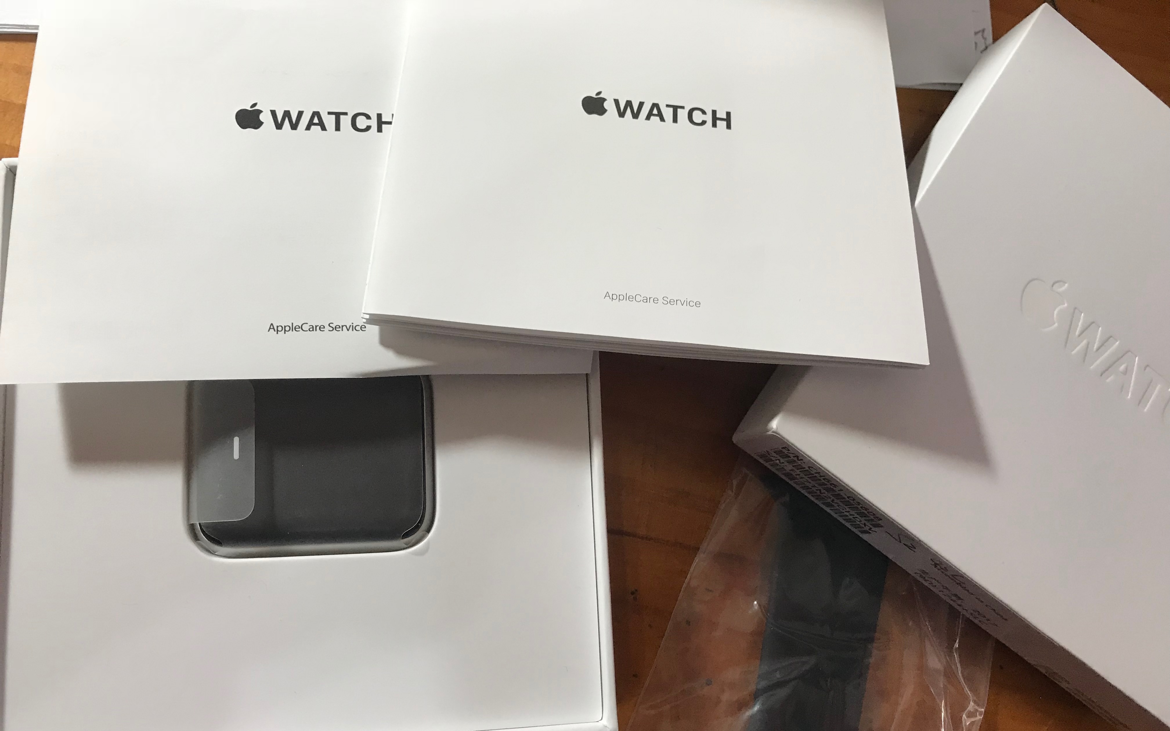 82年的全新官换apple watch s2 开箱验机对比S3