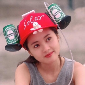 蛊王博妹 