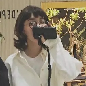 小熊摆尾 
