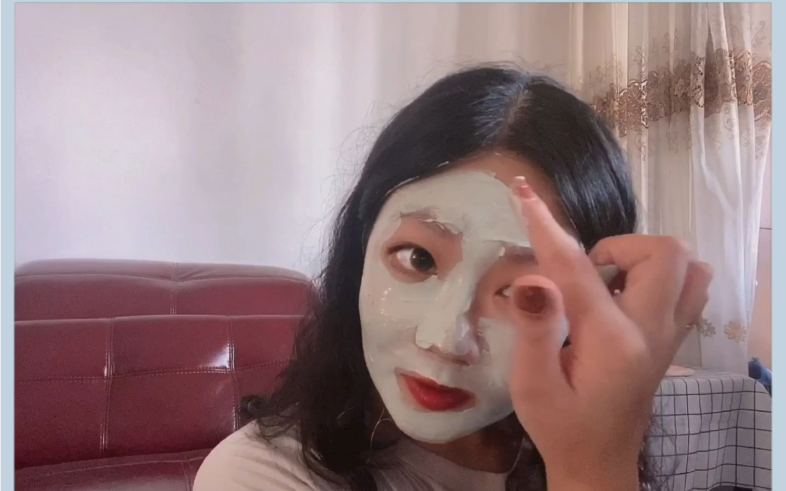 涂抹式清洁面膜的正确使用方法,清洁+补水一步到位