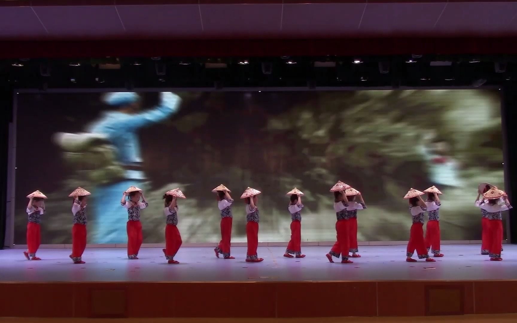 聊城市实验幼儿园大二班情景剧《长征路上》