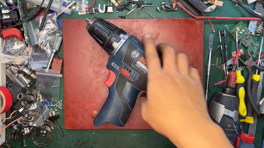 博世GSR12v电钻维修调速问题更换主轴轴承