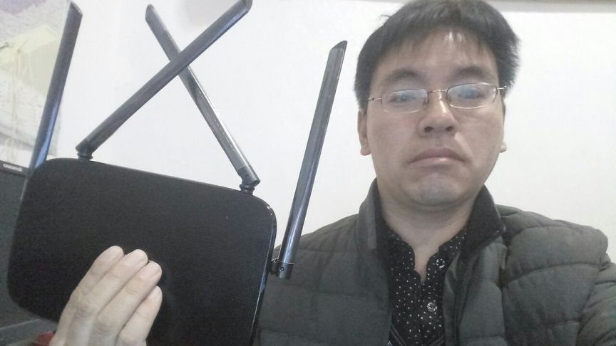 手机电脑卡慢,教你简单解决无线路油器卡顿现象,轻轻松松上网