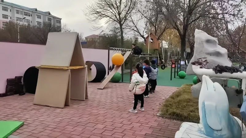 最美幼师 记录幼儿园的点点滴滴 幼儿园户外游戏 幼儿园日常