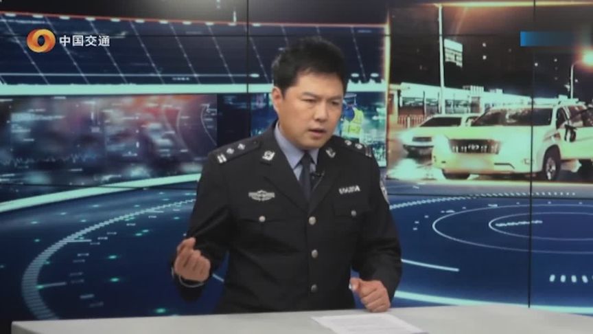 行人肆意横穿马路,发生交通事故,责任谁承担?