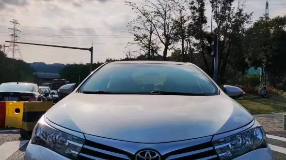 16年9月丰田卡罗拉,1.6自动标配,粤L惠州牌一手靓车,代步,省油,保值