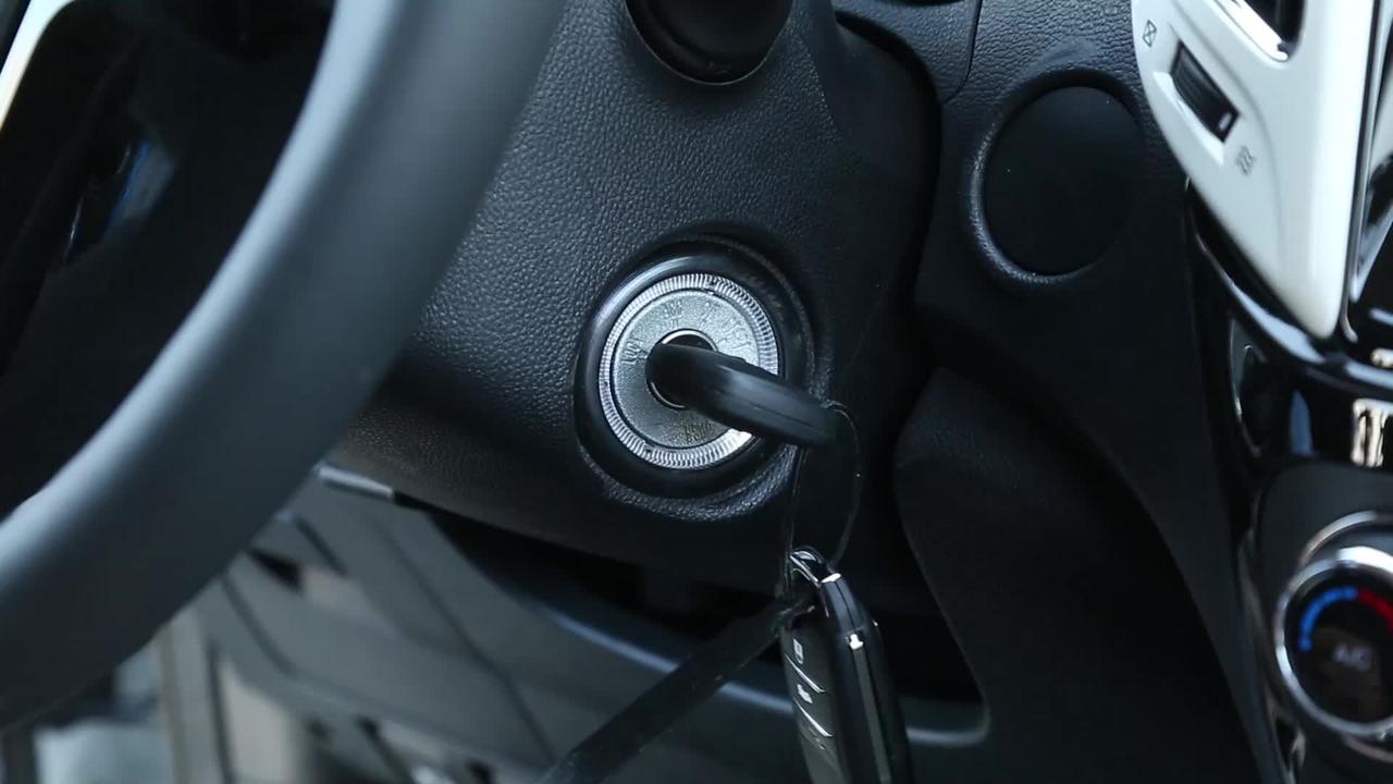 长安CS15EV 2018款 仪表盘点亮