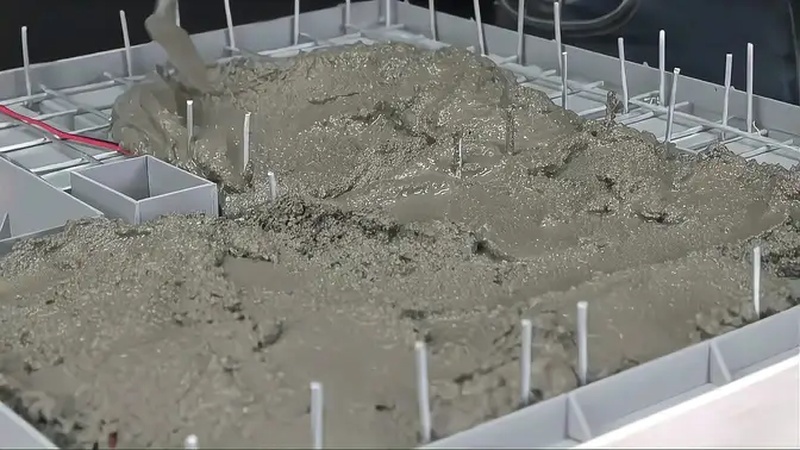 大老板要建一栋大别墅,我现场赶工建造模型,拿下大工程