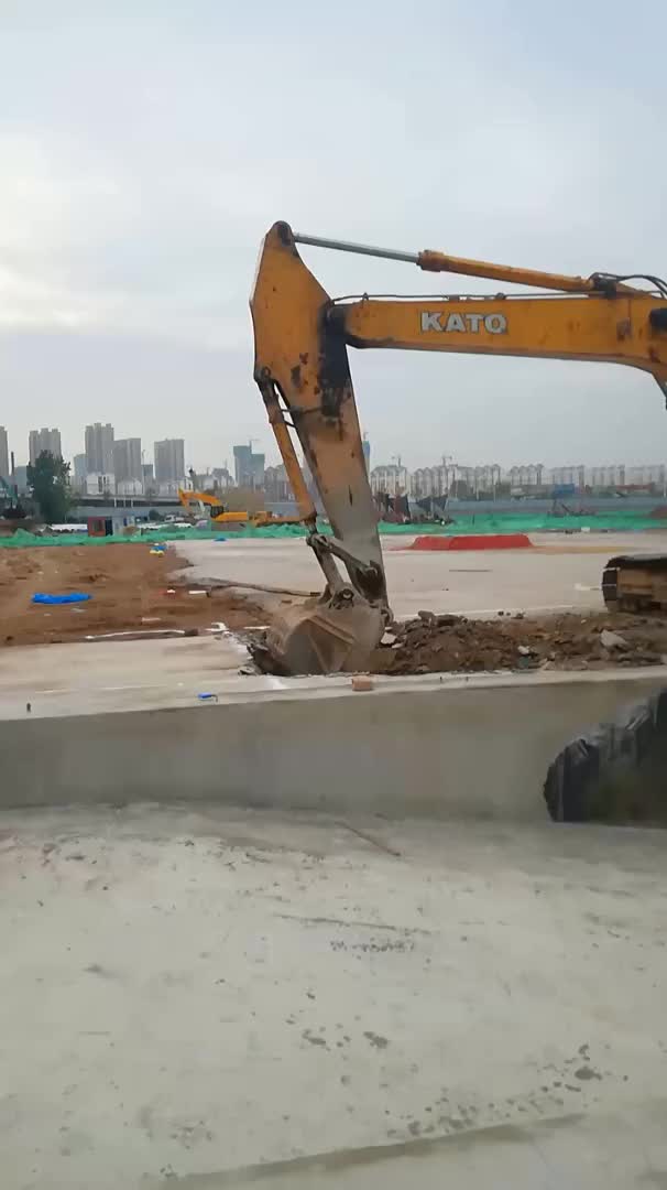 毕业生去咨询公司还是施工单位?