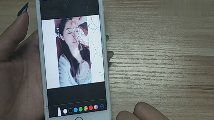 使用苹果手机可以这样给照片添加文字,更有特色