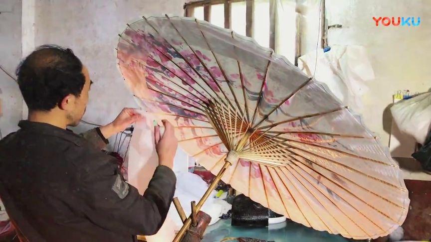 中国非物质文化遗产油纸伞制作过程真的太美太精致了我果断分享了