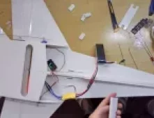 翼飞科技模型翼飞航模苏KT板SU-27 航模遥控飞机制作视频