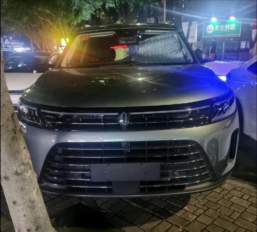 AITO问界M7,又是青头绿