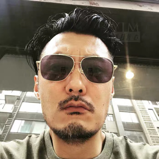 梁耀天同学 