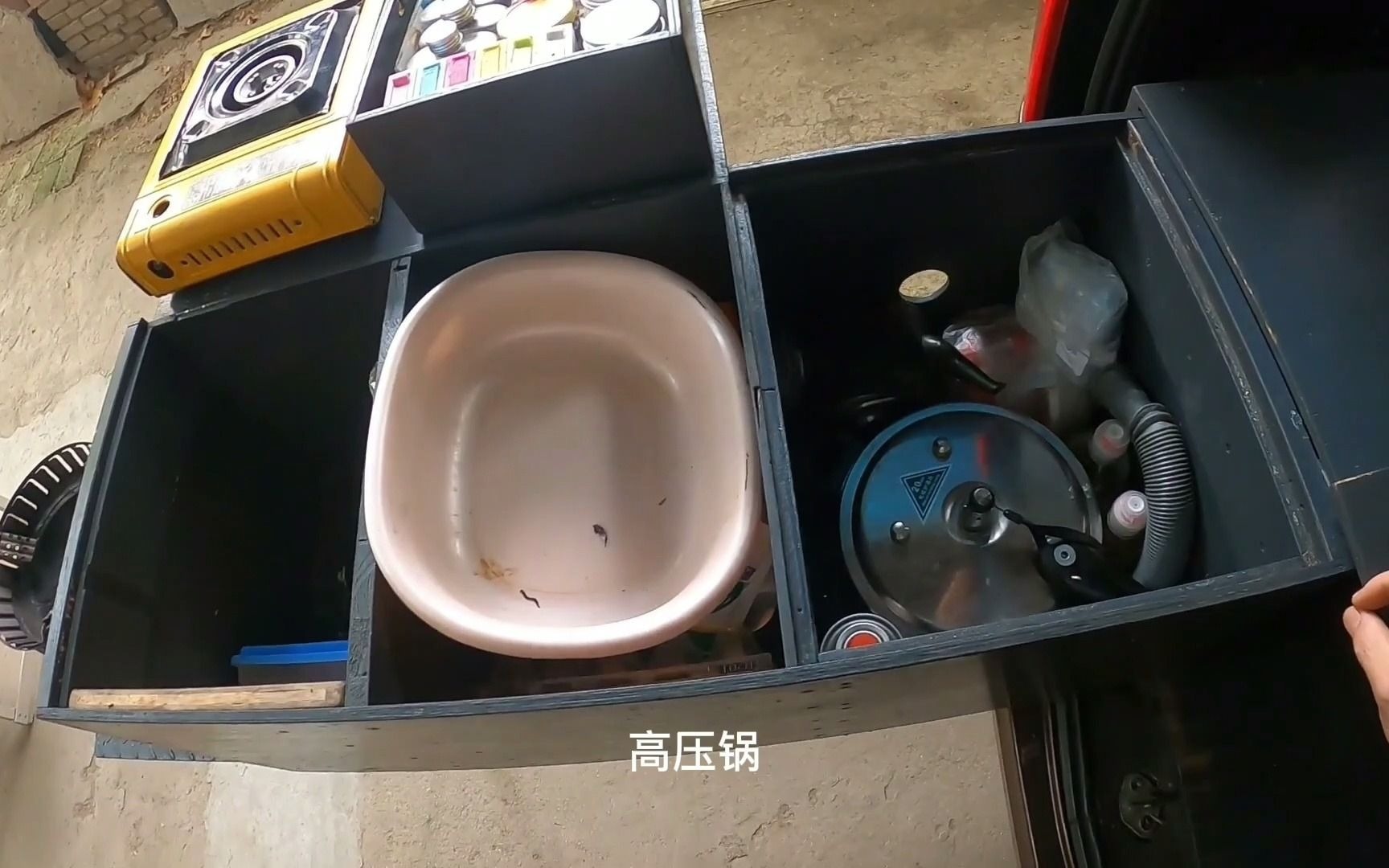 床车改装2-车尾厨房结构布局使用情况介绍