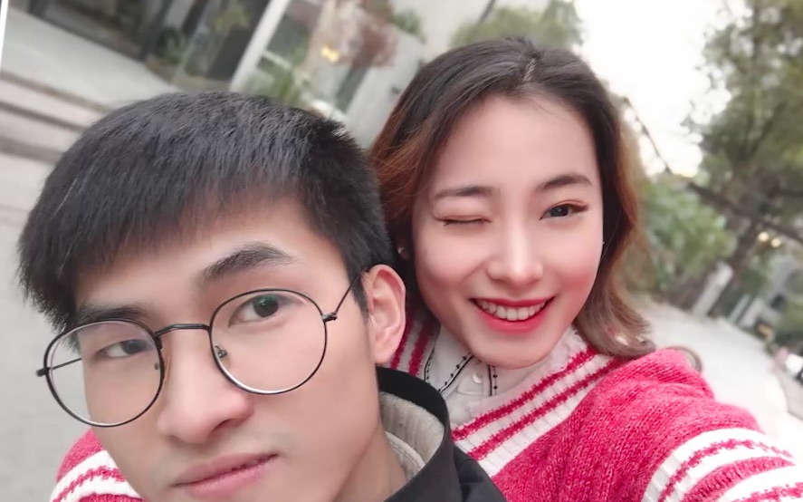 新年祝福:愿大家2021年,都能找到这么好看的女/男朋友!