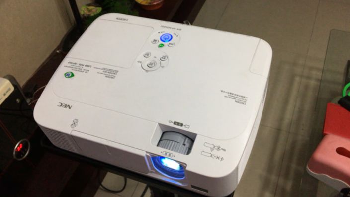 灯泡才350小时带高清接口日本NEC M260XC投影仪投影机