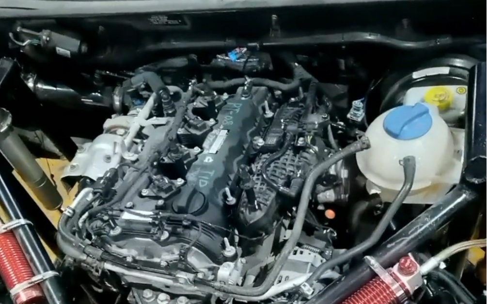 奇瑞威麟X5换装奇瑞2.0TGDI+MT手动变速箱